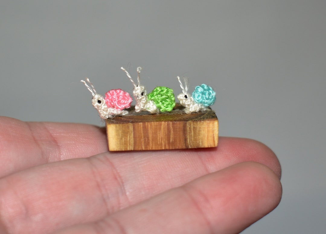 Micro Crochet Snail - Miniature Crochet Snail - Dollhouse Snail Sweet ...