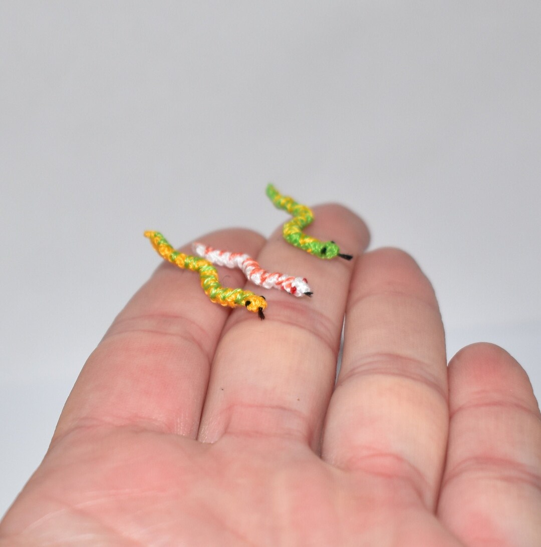 Miniature Snake Tiny Micro Crochet Snakes Miniature Terrarium Animals ...