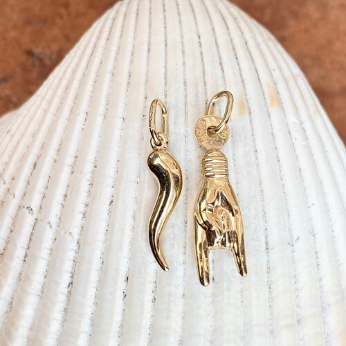 14KT Yellow Gold Polished 3D Italian Mano Cornuto Hand Symbol | Etsy