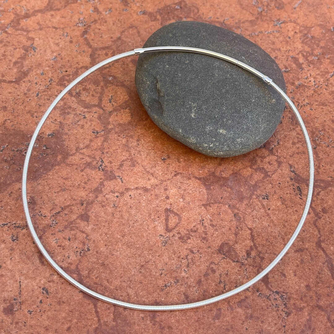 Sterling Silver Neck Wire Coil Stiff Omega Collar Necklace 2.4mm NEW 16 ...