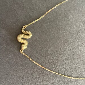 14KT Yellow Gold Shiny Diamond Cut Serpent Snake Pendant Slide on Chain ...
