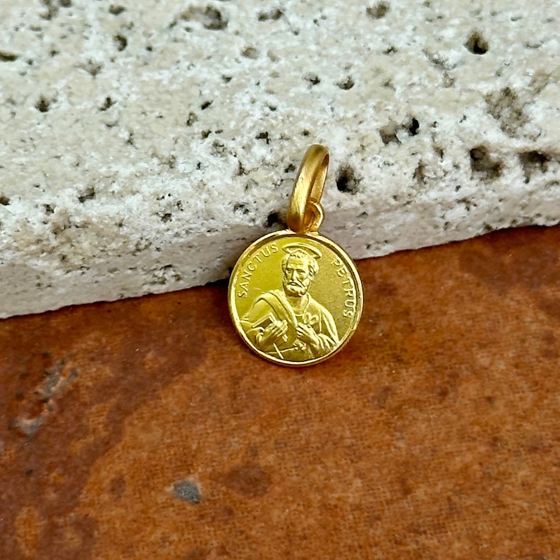 14KT Yellow Gold Solid St Peter Round Medal Pendant Charm NEW MINI 10mm ...