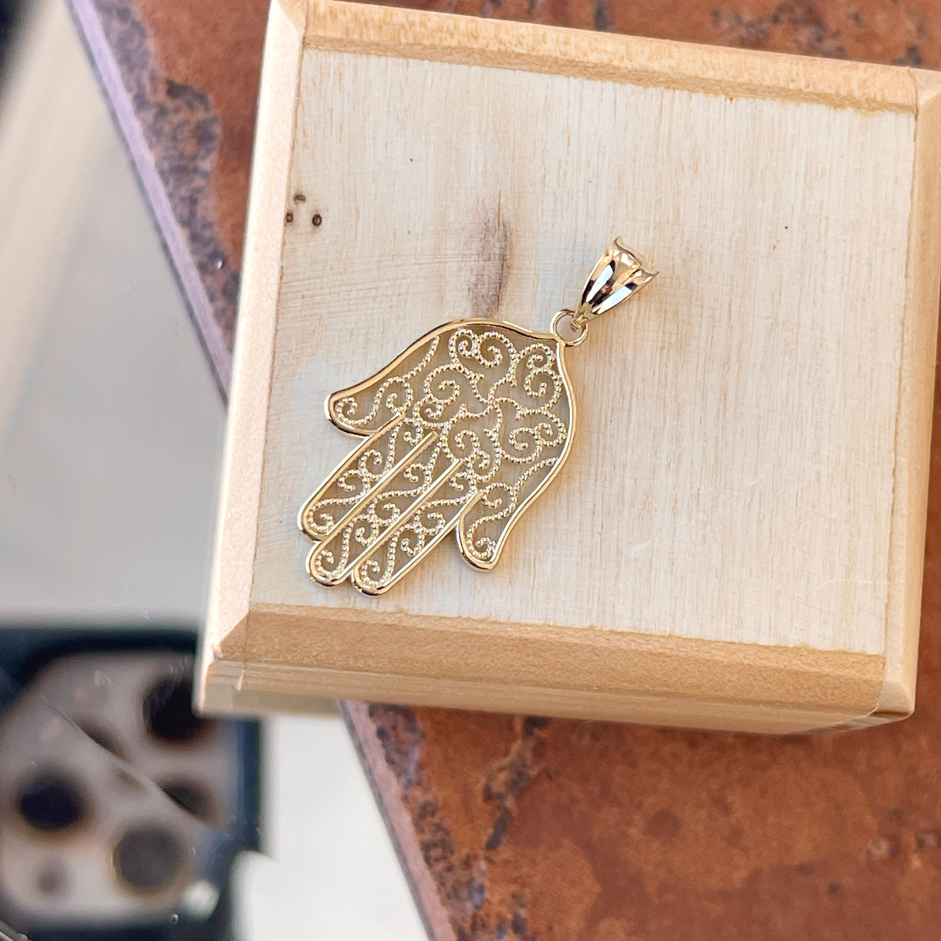 14KT Yellow Gold Filigree Hand of God Fatima Hamsa Chamseh - Etsy UK