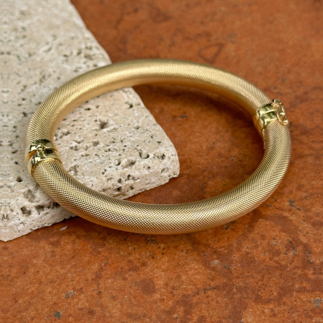 Estate Vintage 14KT Yellow Gold Mesh Design Bangle Bracelet 8mm Wide ...