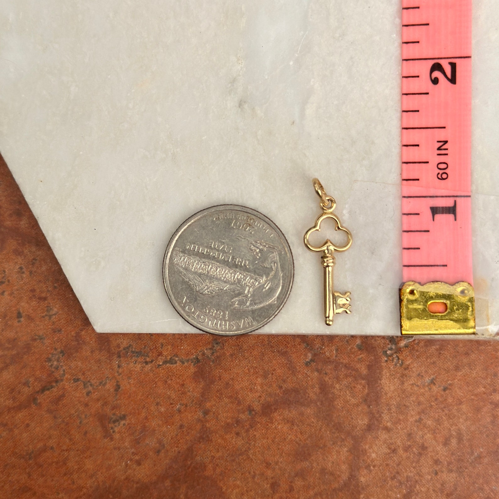 14KT Yellow Gold Detailed Key Charm Pendant NEW Lightweight 23mm X 9mm ...