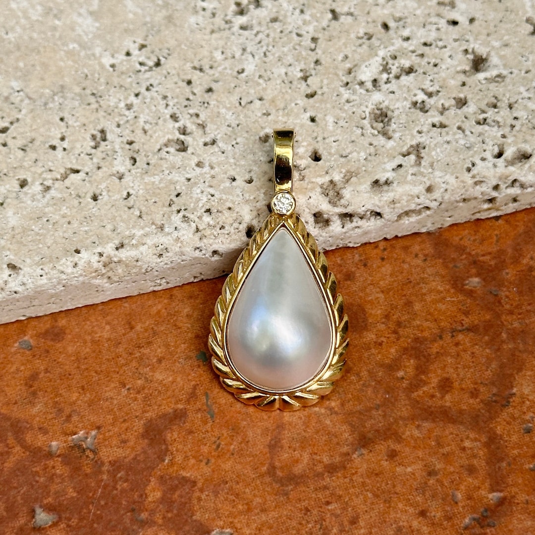 Estate Vintage 14KT Yellow Gold Large Mabe Blister Pearl and Diamond ...