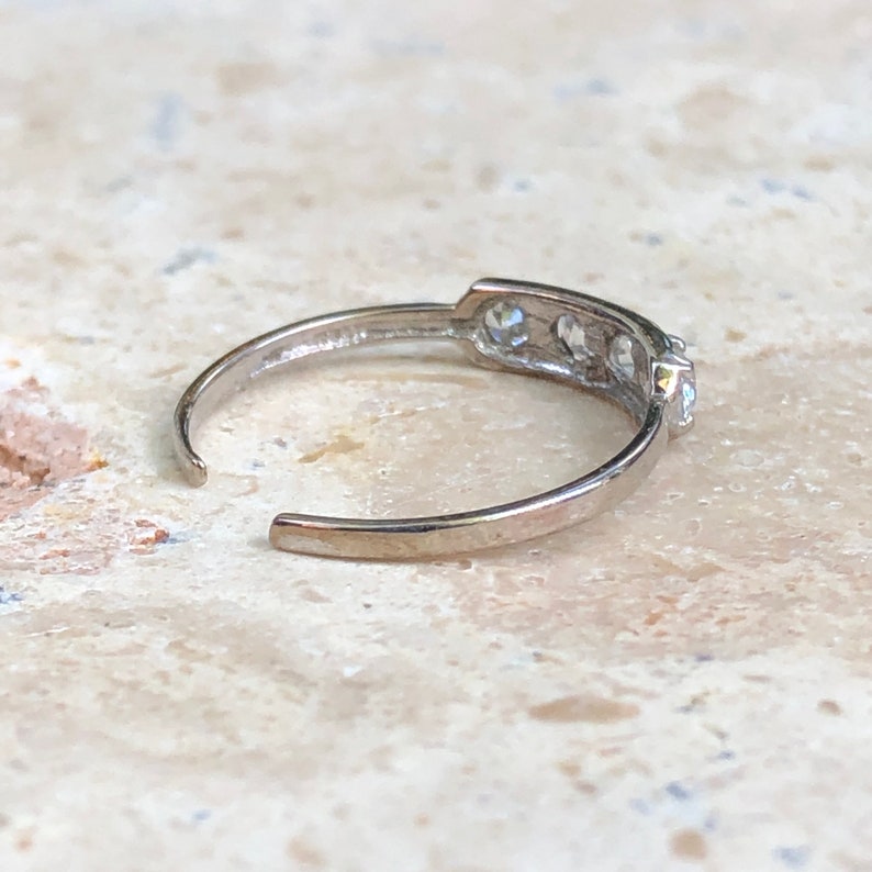 14KT White Gold & Stones TOE Ring Adjustable One Size NEW Thin - Etsy