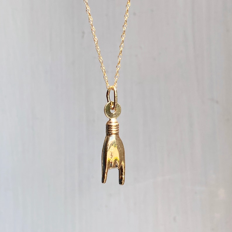 14KT Yellow Gold 3D Italian Mano Cornuto Hand Symbol Good Luck Pendant ...