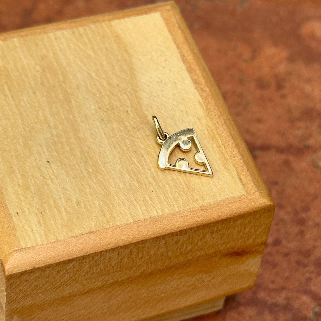 14KT Yellow Gold Outline Pizza Slice Charm Pendant NEW Small Solid 11mm ...