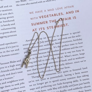 10KT Yellow Gold 3D Italian Mano Cornuto Hand Symbol Good Luck Pendant ...