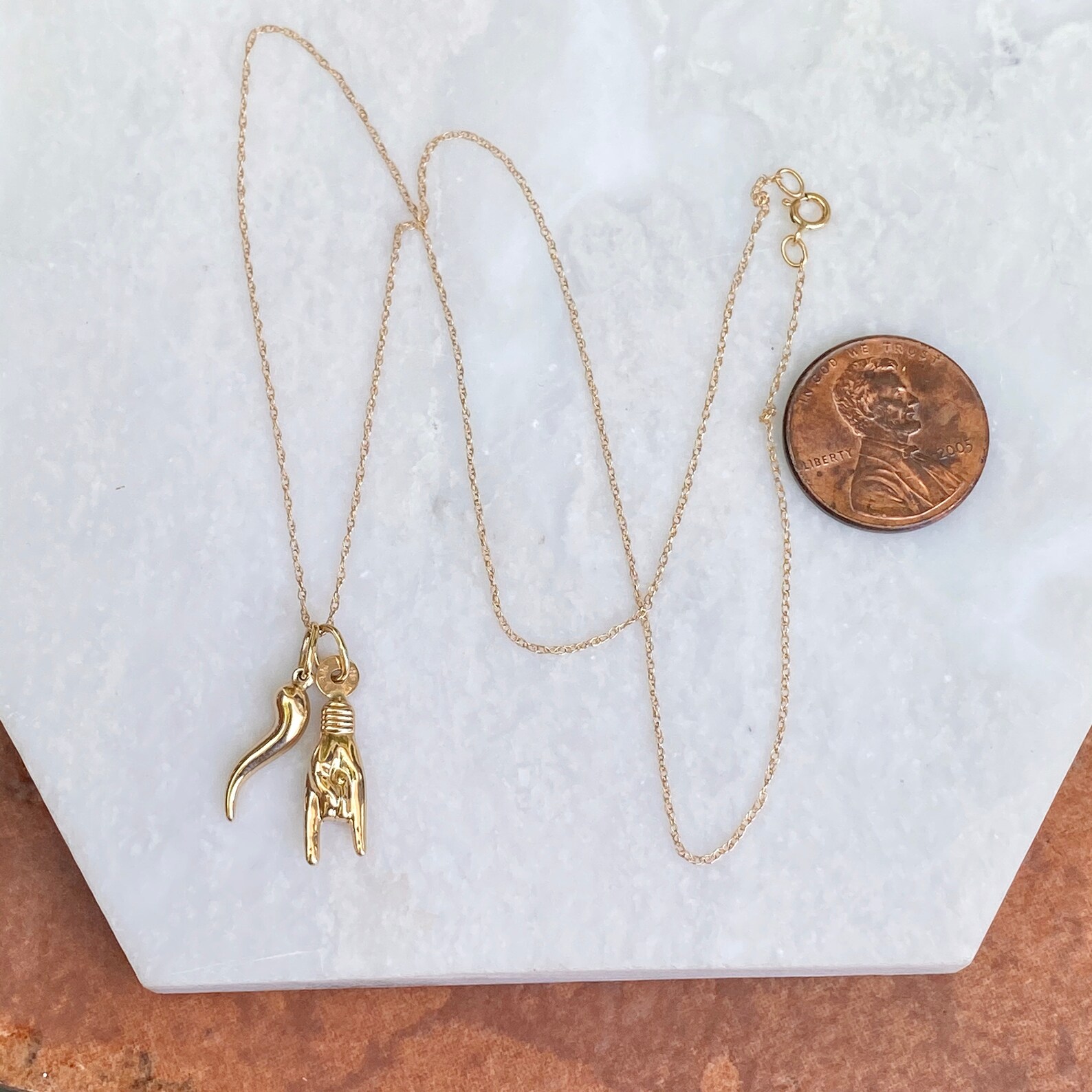 10KT Yellow Gold Italian Mano Cornuto + Horn Corno Pendant Charms Chain ...