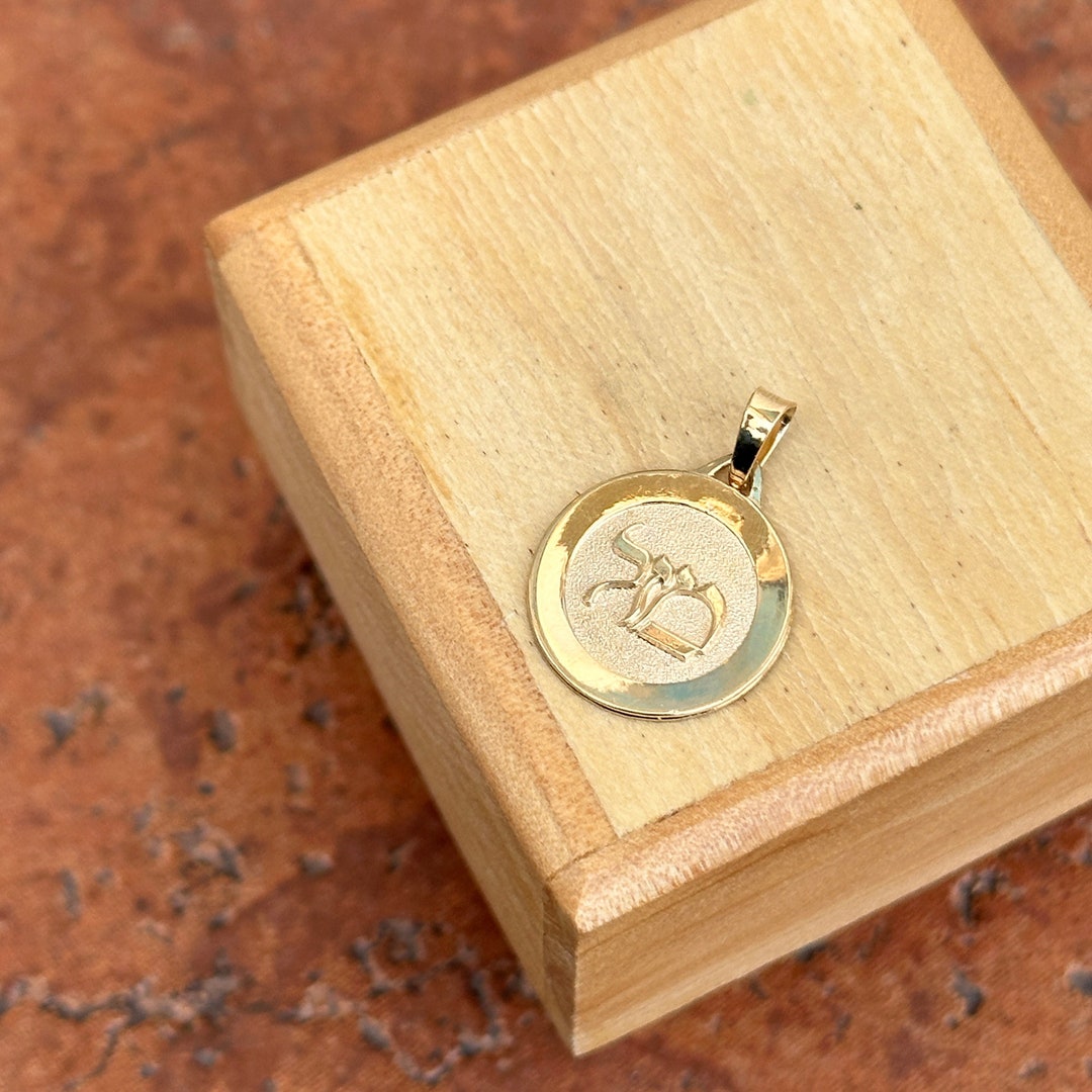 14KT Yellow Gold Mazel Good Luck Pendant Charm NEW Small 15mm Shiny ...