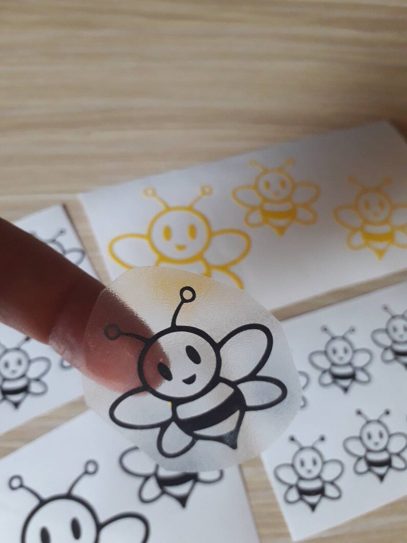 12 X Bee Vinyl Decals/stickers. - Etsy