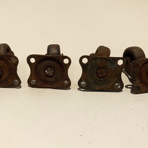 Antique Set of 4 Swivel Metal Casters Surface Mount Flat Base 1 Inch ...
