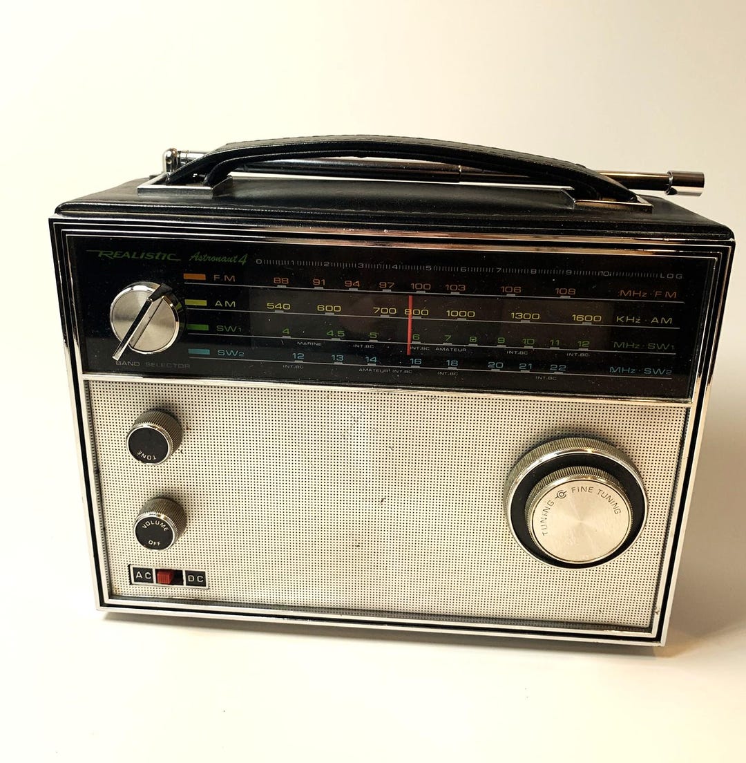 Vintage Portable Radio Realistic Radio Shack AM/FM 4 Multiband Electric ...