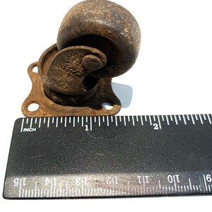 Antique Set of 4 Swivel Metal Casters Surface Mount Flat Base 1 Inch ...