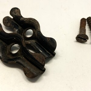 2 Vintage Bowtie Turn Catch With Screws Jelly Cupboard Cabinet Rustic ...