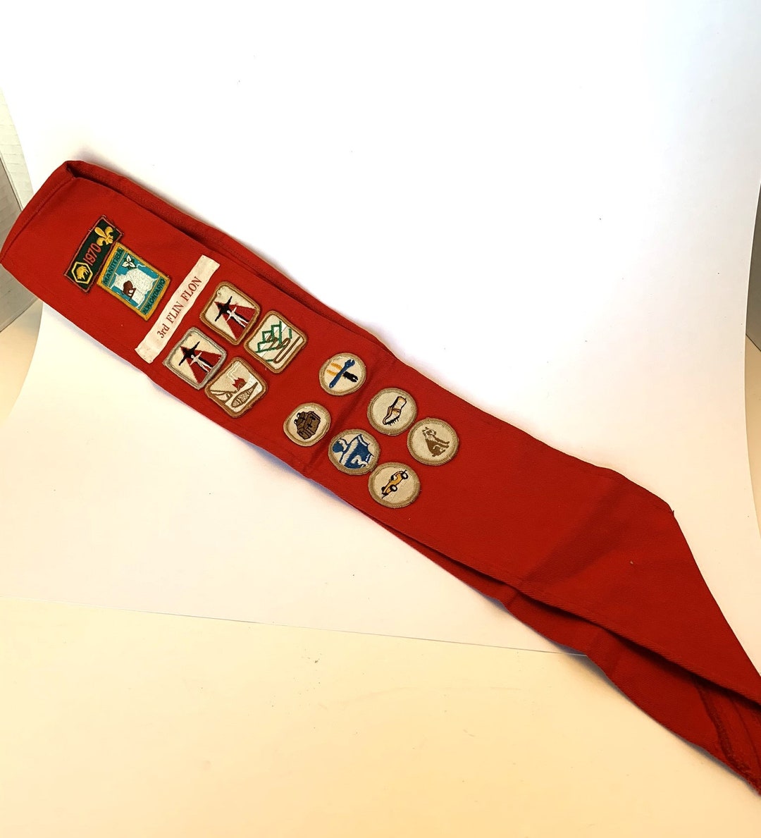 1970 Boy Scout Canadian Red Sash With 13 Patches ( 10 Merit Badges ...