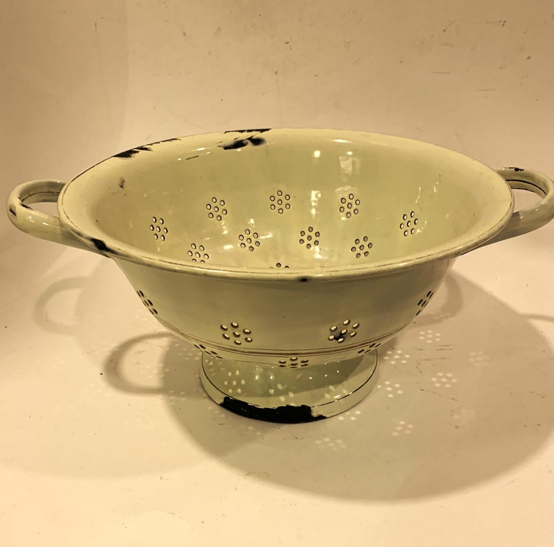 Vintage Enamelware Farmhouse Kitchen Colander Strainer With Handles 13 ...