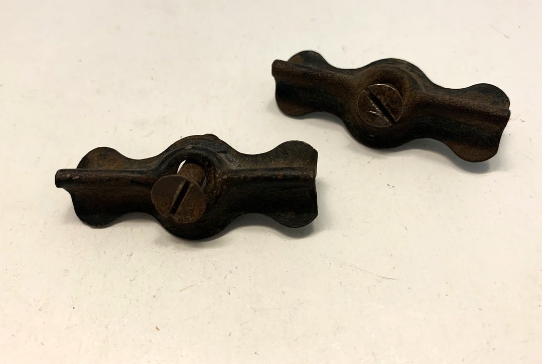 2 Vintage Bowtie Turn Catch With Screws Jelly Cupboard Cabinet Rustic ...