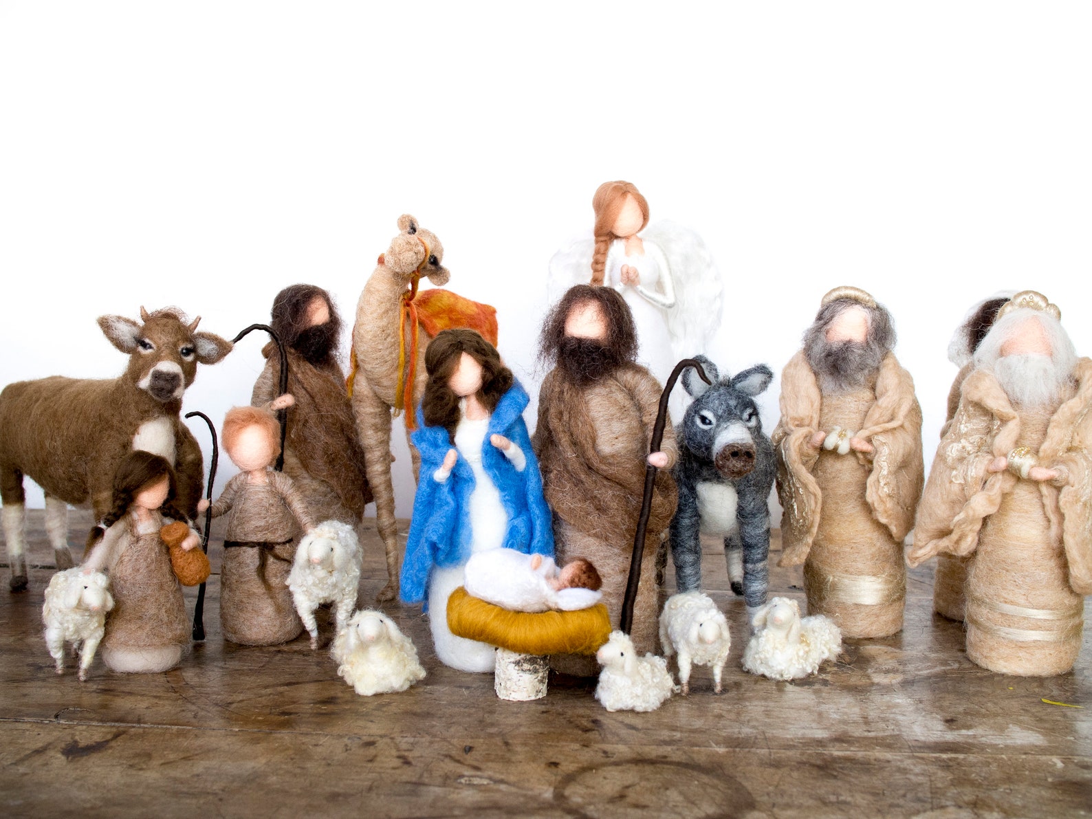 Felted NATIVITY SETS Holy Family and Sheep Size 7.5 - Etsy