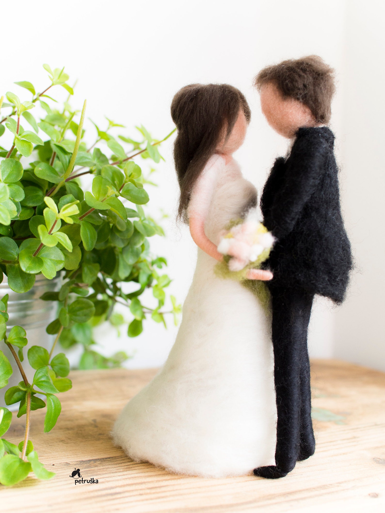 Needle Felted Bride and Groom Figurine Wedding Figurines Personalized ...
