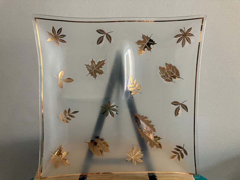 Vintage Frosted Glass Square Appetizer Tray With Gold Leaf/golden ...