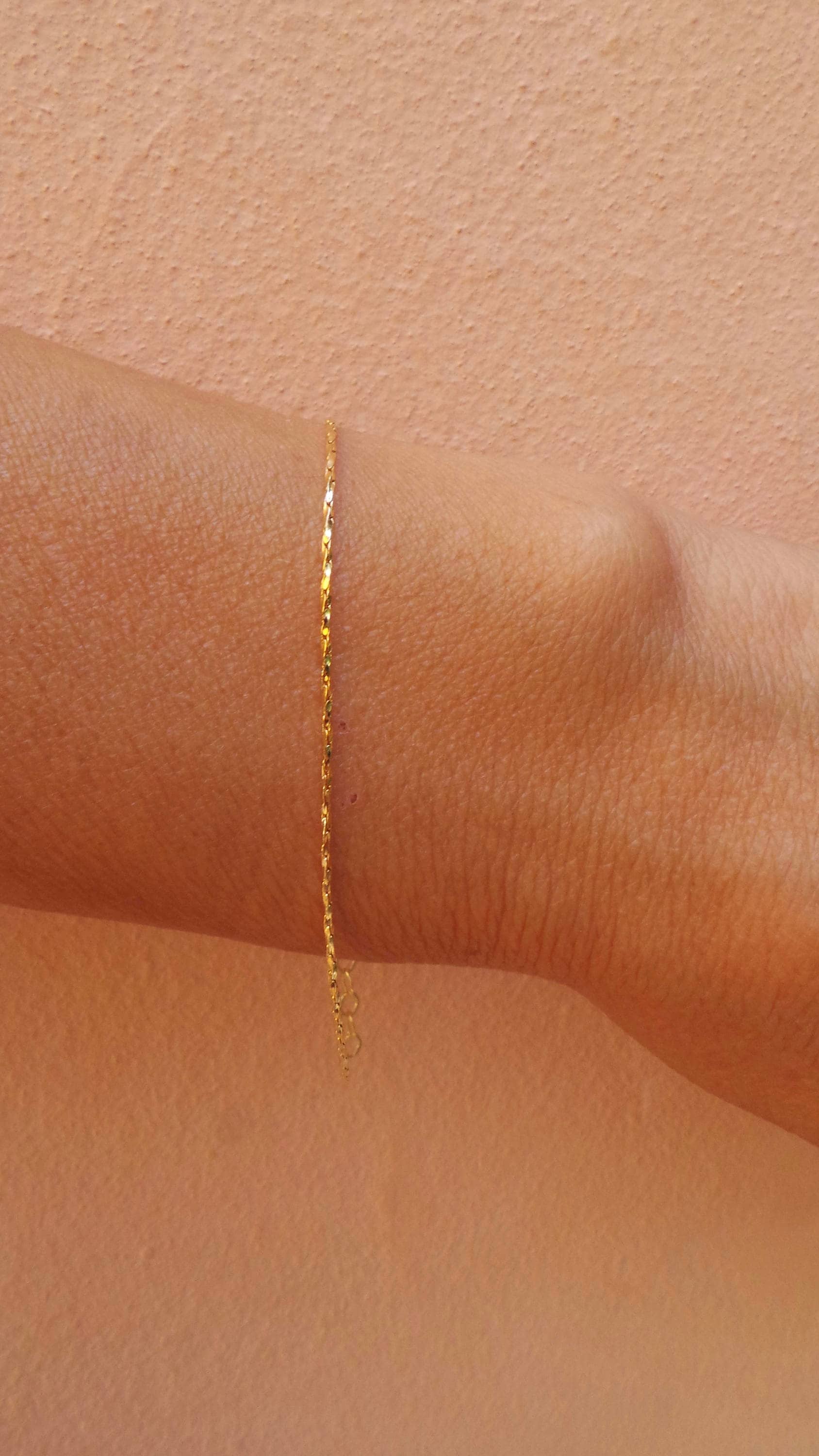 Minimalist bracelet. Dainty chain bracelet. Gold fill bracelet. Thin ...