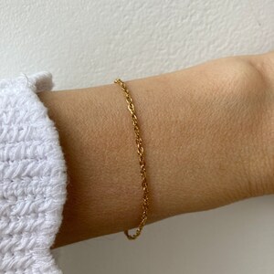 Minimalist Bracelet. Dainty Chain Bracelet. Gold Chain - Etsy