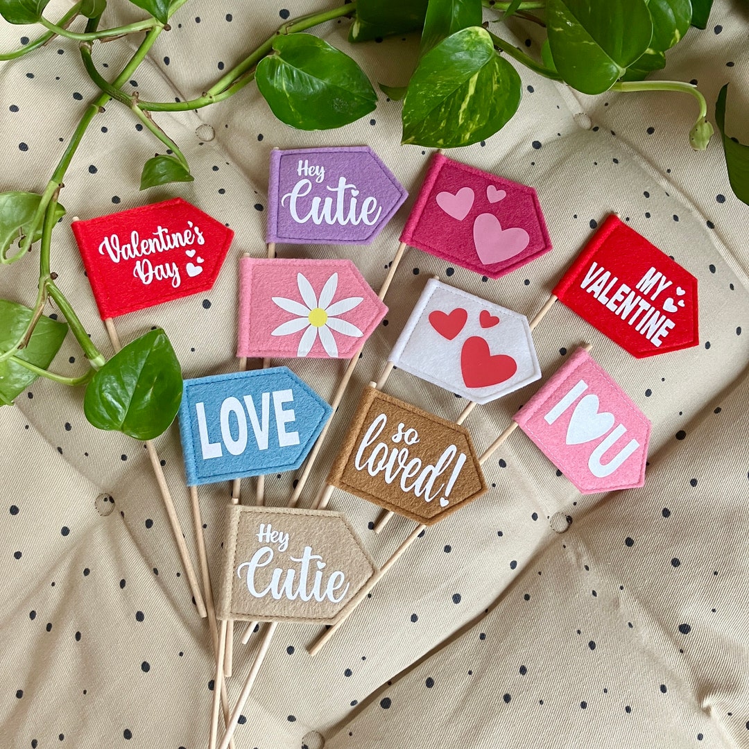 Mini Flags Valentines Day Felt Flags Mini Flag Love Decorations Cute ...