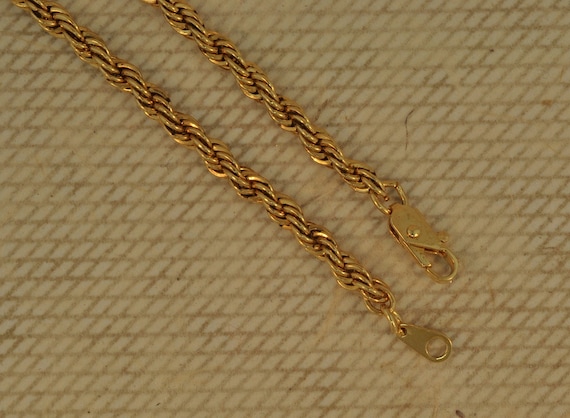 20 Inch Gold Tone Rope Chain with Lobster Claw Lock - Gem