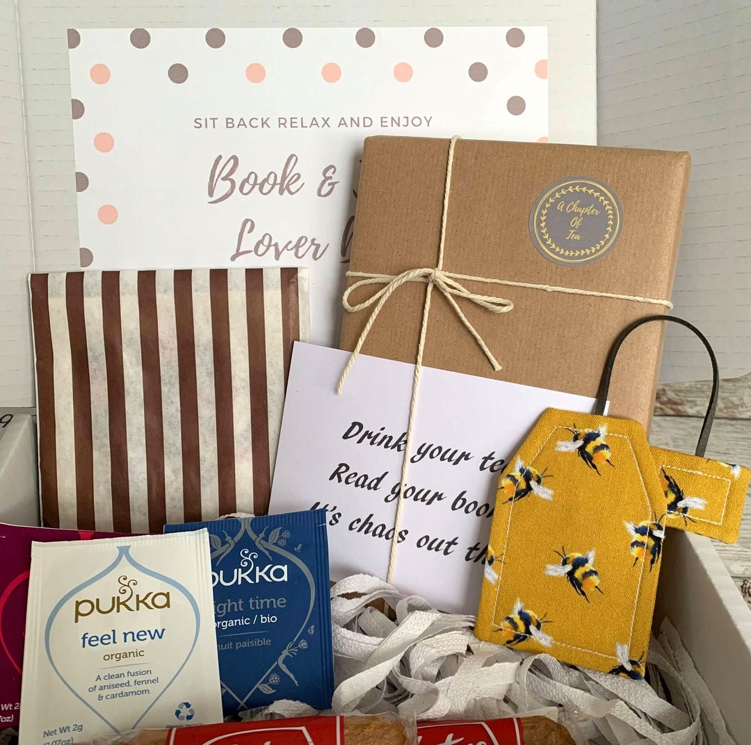Mystery Book Box, Blind Date With a Book, Christmas Book Box, Cosy ...