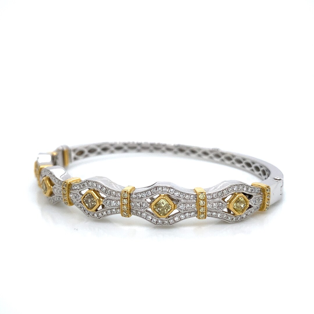 Fancy Yellow Diamond y incomparable Diamond Bangle en oro - Etsy España