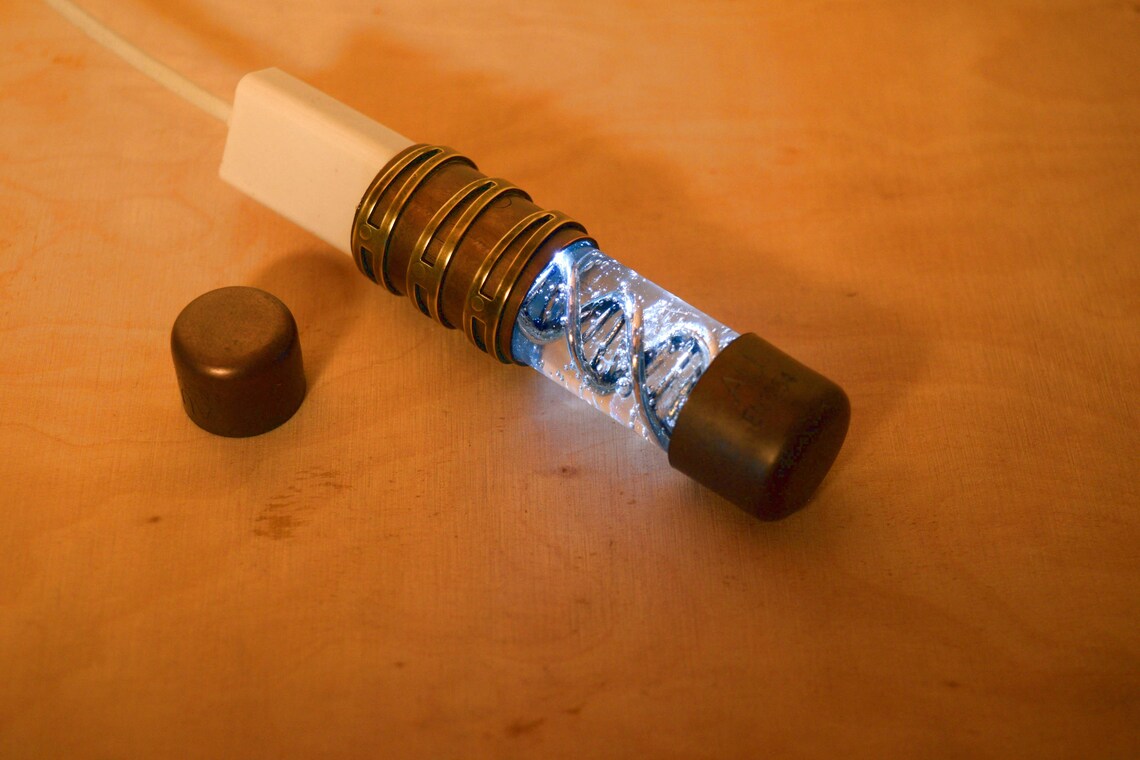 Steampunk USB 3.0 Flash Drive Alien DNA Cool White - Etsy