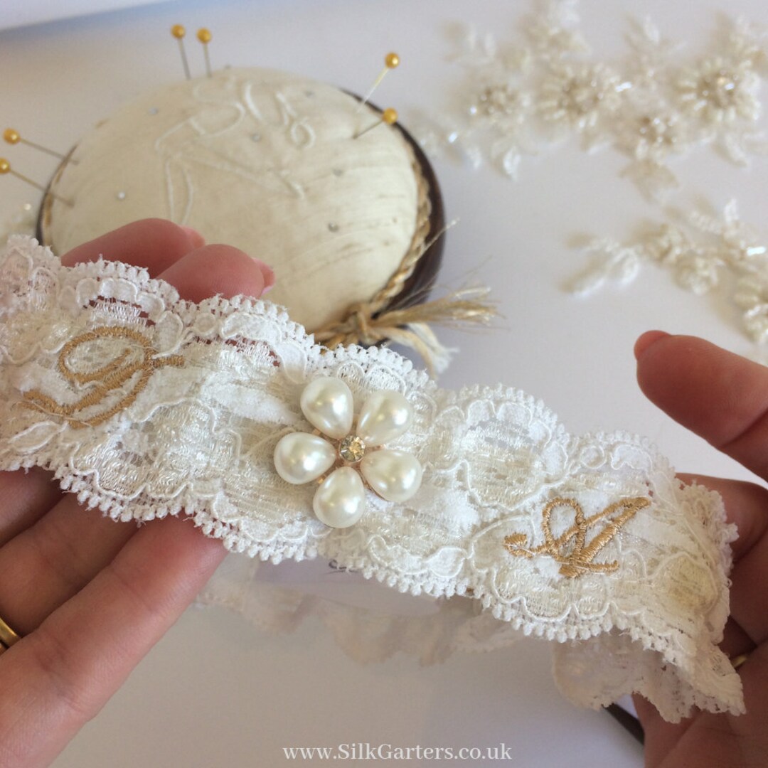 Text in Your Colour Choice! Modern Flat Lace Wedding Garter ...