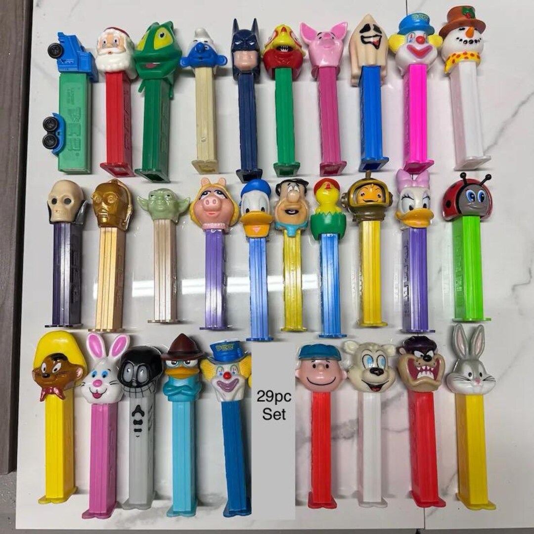29pc Lot Vintage Pez Candy Dispenser Collection Set Collectible Plastic ...