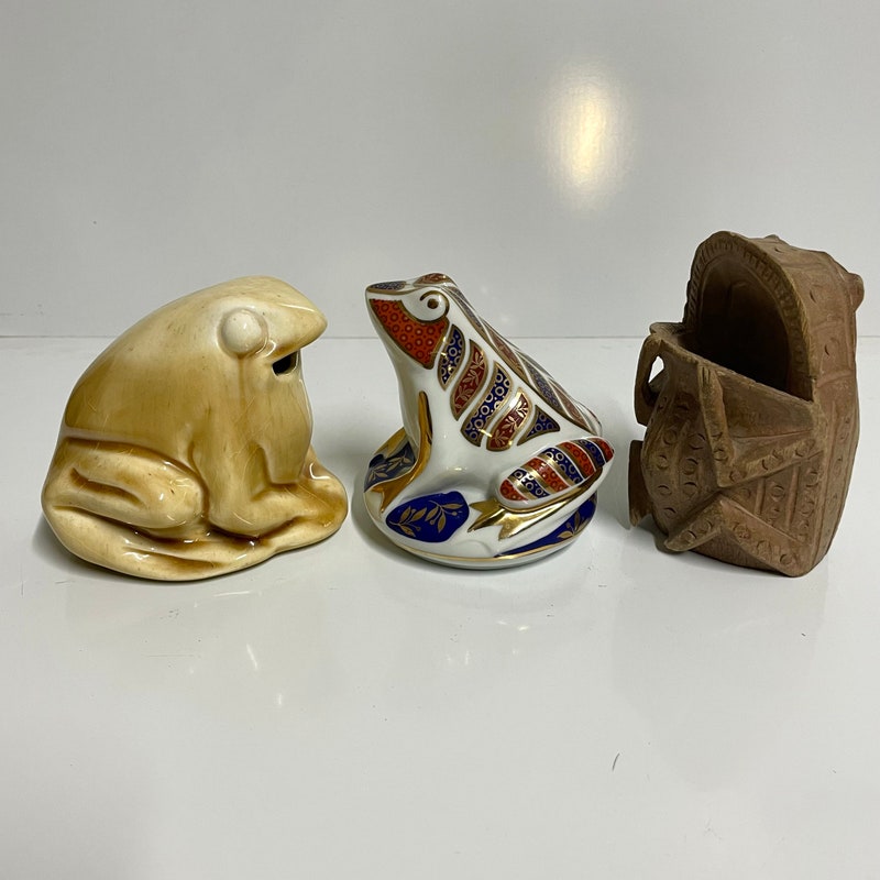 Porcelain Frog - Etsy