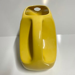 Rare 8” Large Vintage Yellow Fiesta Ceramic Summer Disk Water Pitcher 2 ...
