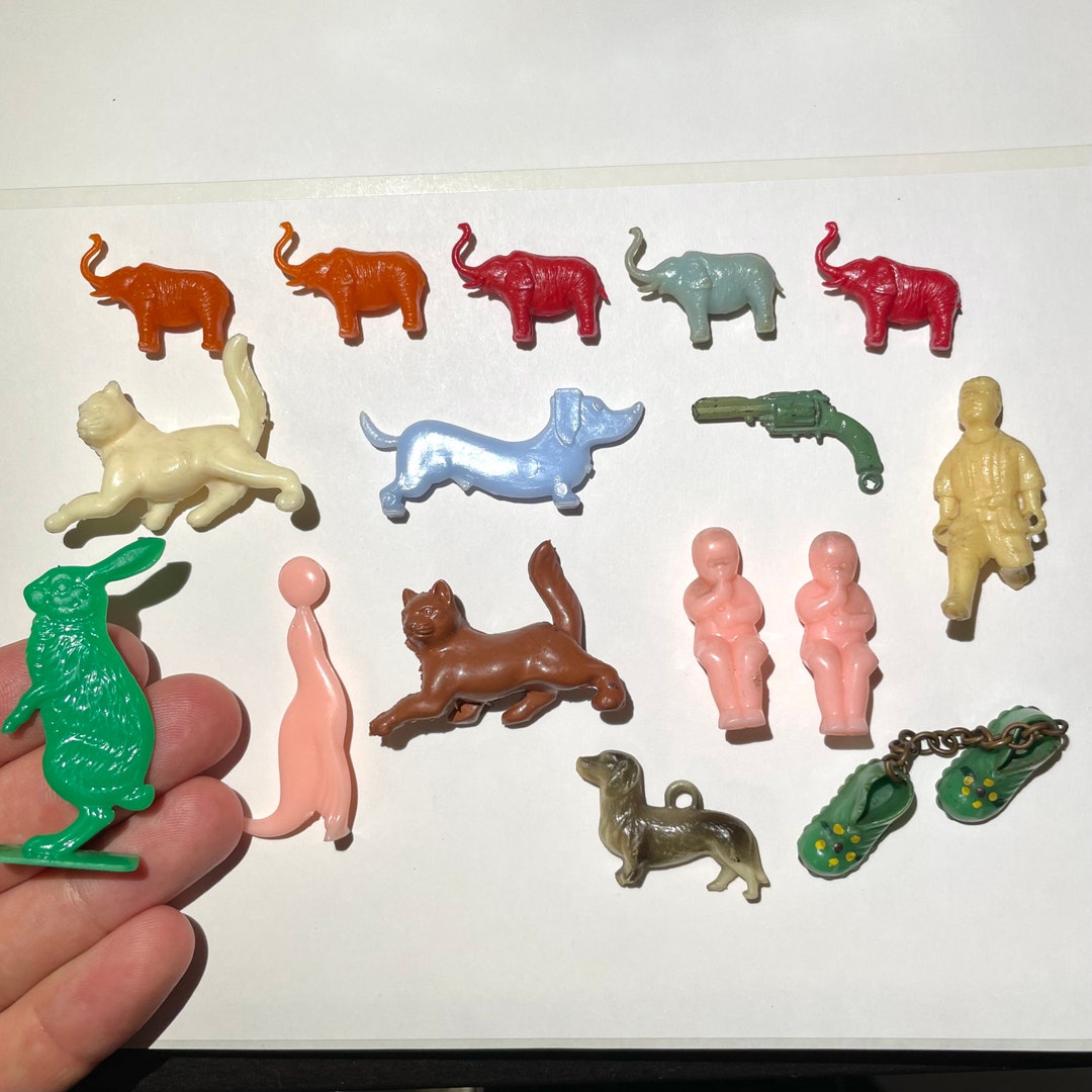 16pc Lot Vintage Cracker Jack Animal Figurine Set + Free Gifts ...