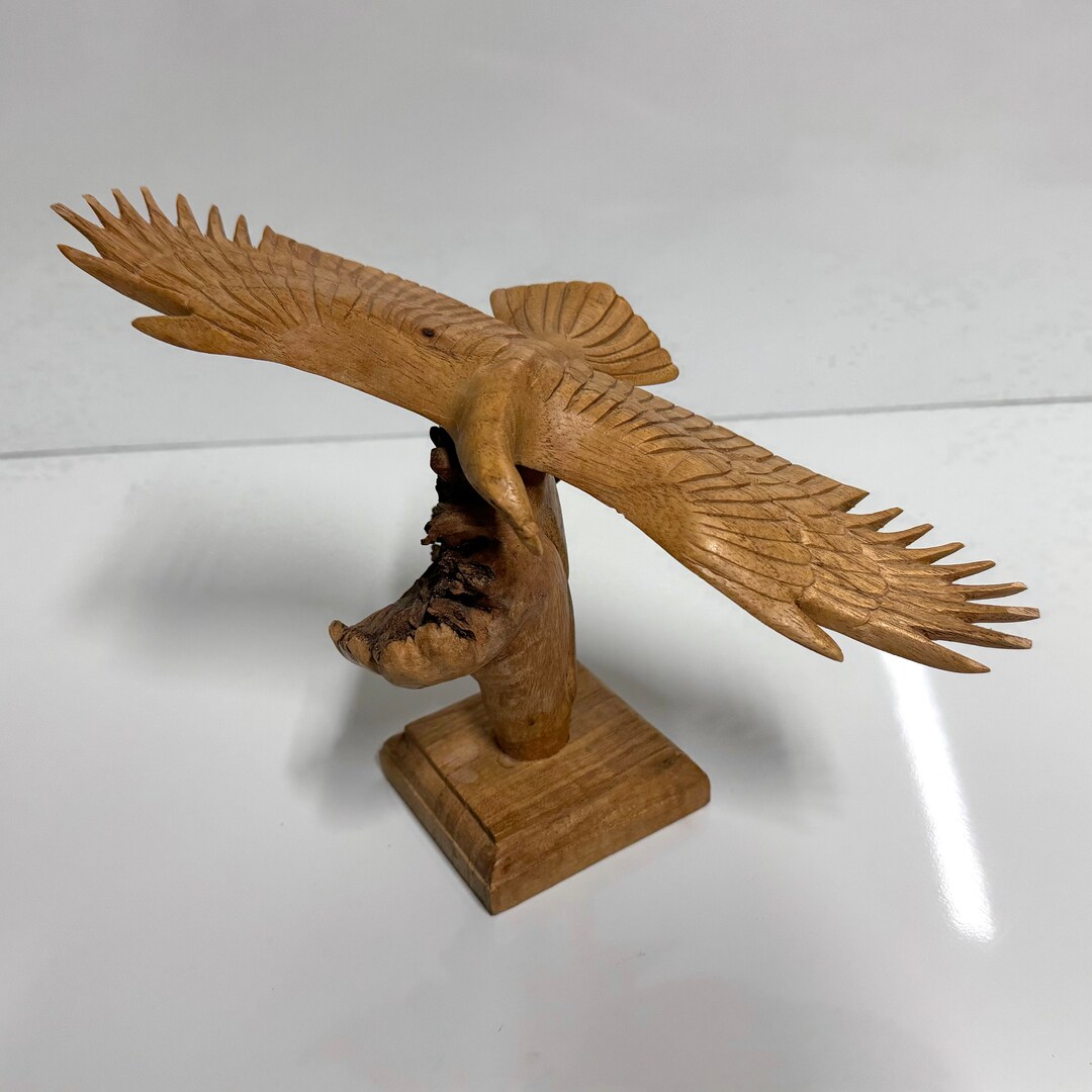 Vintage 9.5” Large Wooden Carved Soaring Eagle Wood Carving Collectible ...