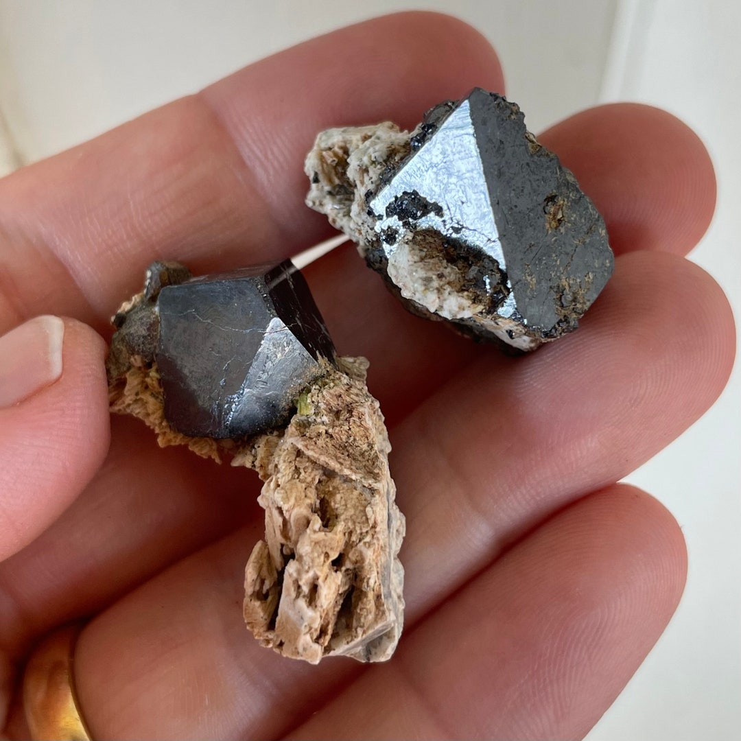 2pc Lot Rare Magnetite W/ Orthoclase Feldspar Crystal Set 26g Wholesale ...