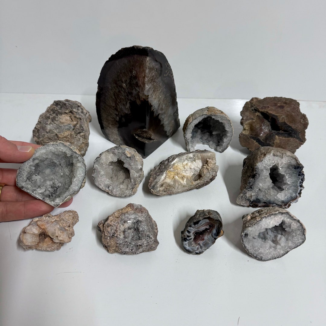 12pc Lot Quartz & Chalcedony Crystal Geode Set 3.95lb 1.6”-4.9 ...