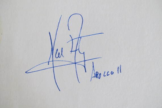 Neil Armstrong Signature