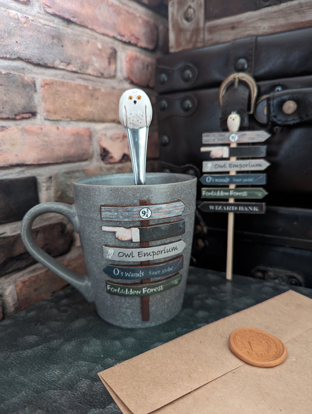 Wizard World Sign Post Mug and Spoon Set - Etsy