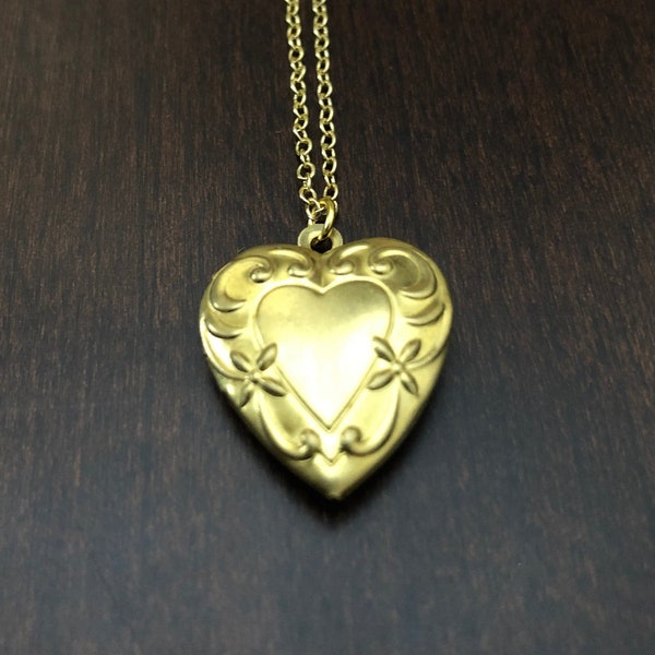 Vintage Heart Locket - Etsy