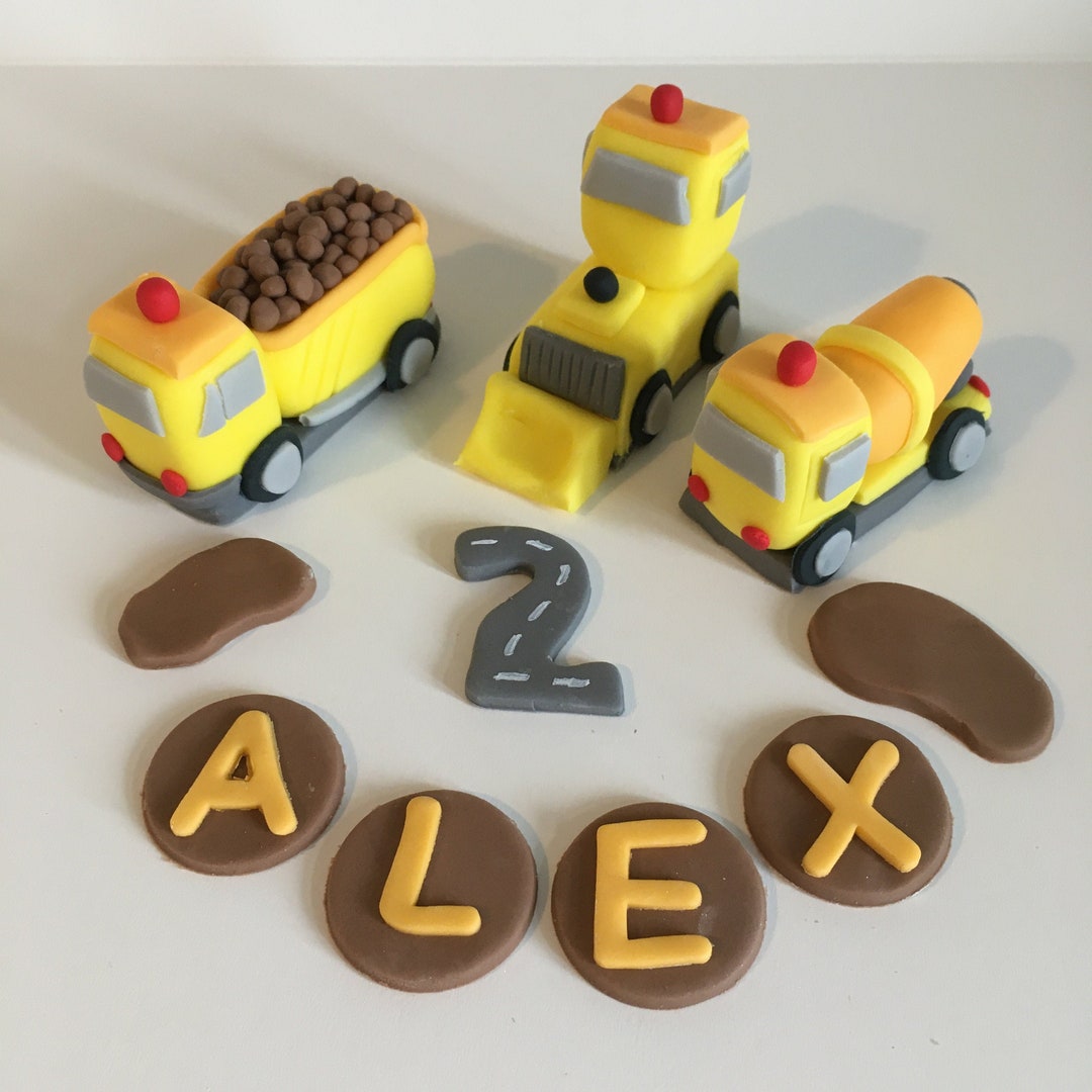 Set of 3 Construction Vehicles. Handmade, Personalised, Edible Birthday ...