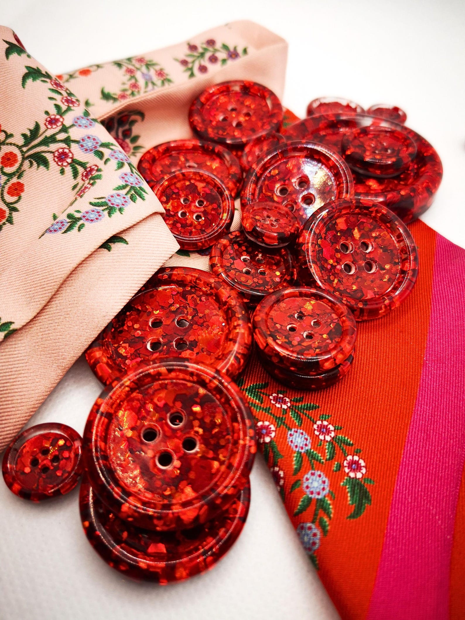 The Drop Red Gorgeous Button - Red Holographic Sparkle Glitter Button ...