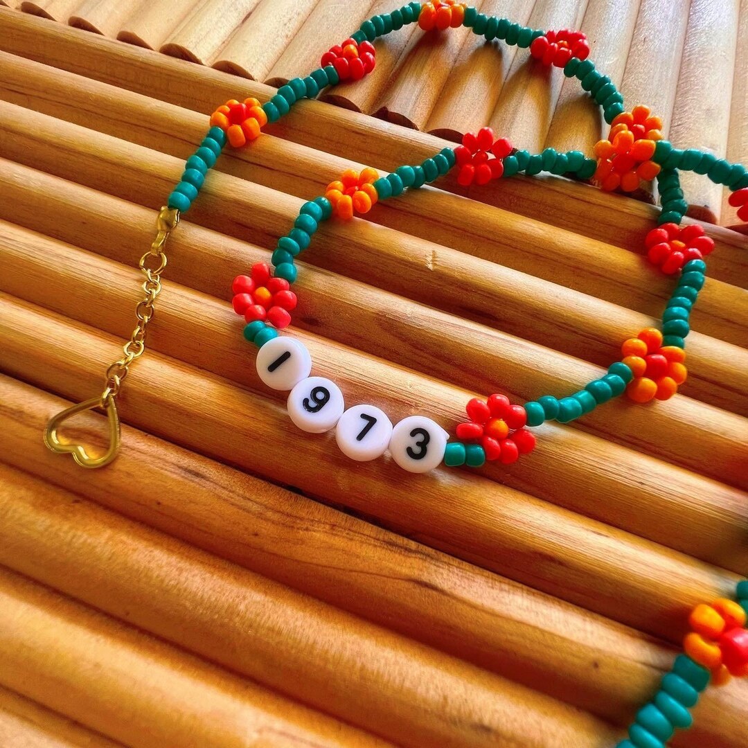 1973 PRO ROE Beaded Flower Necklace Pro Choice Jewelry - Etsy
