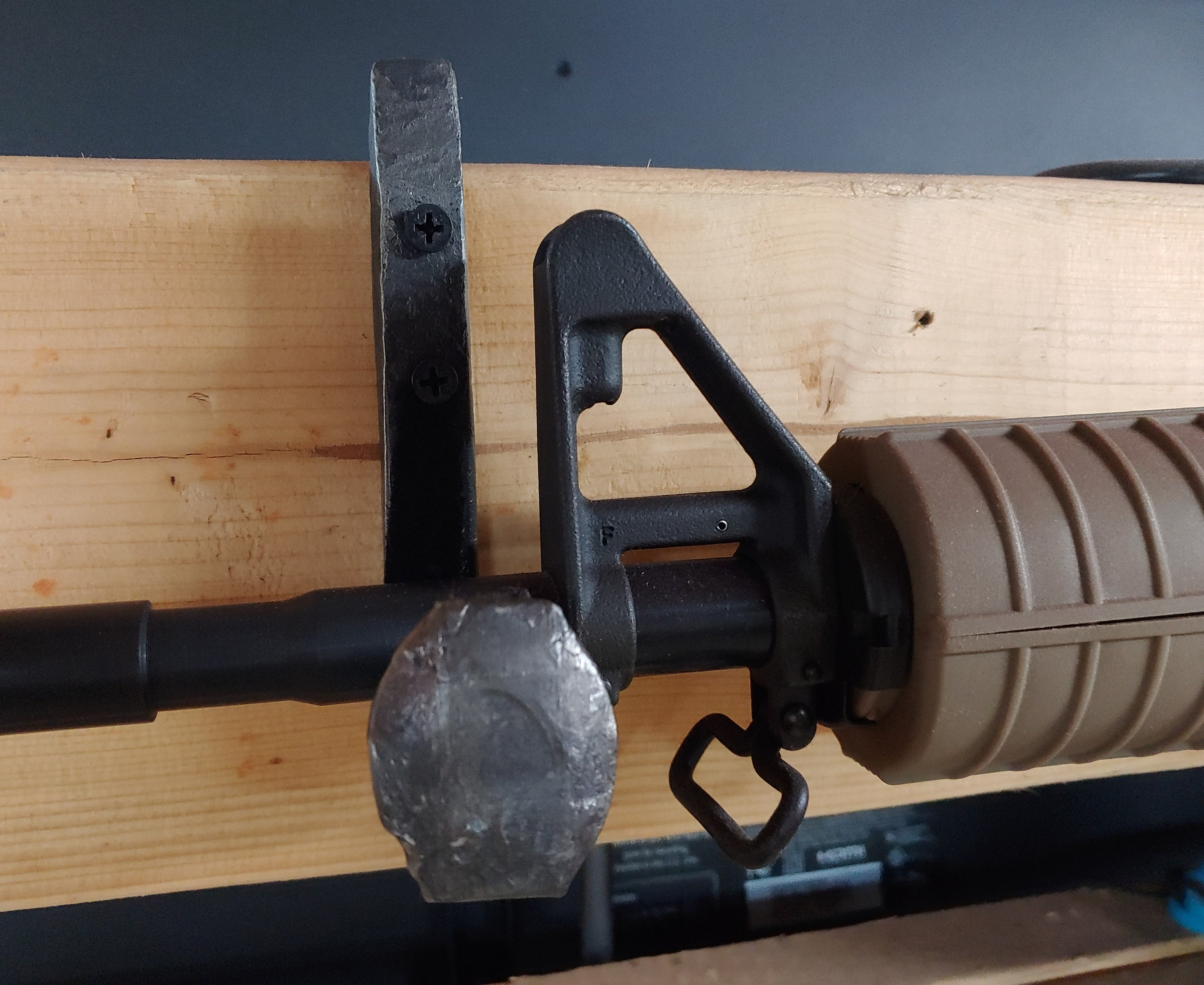 Gun Rack Hangers Hooks Wall Mount Shotgun Rifle Hunting Western Decor ...