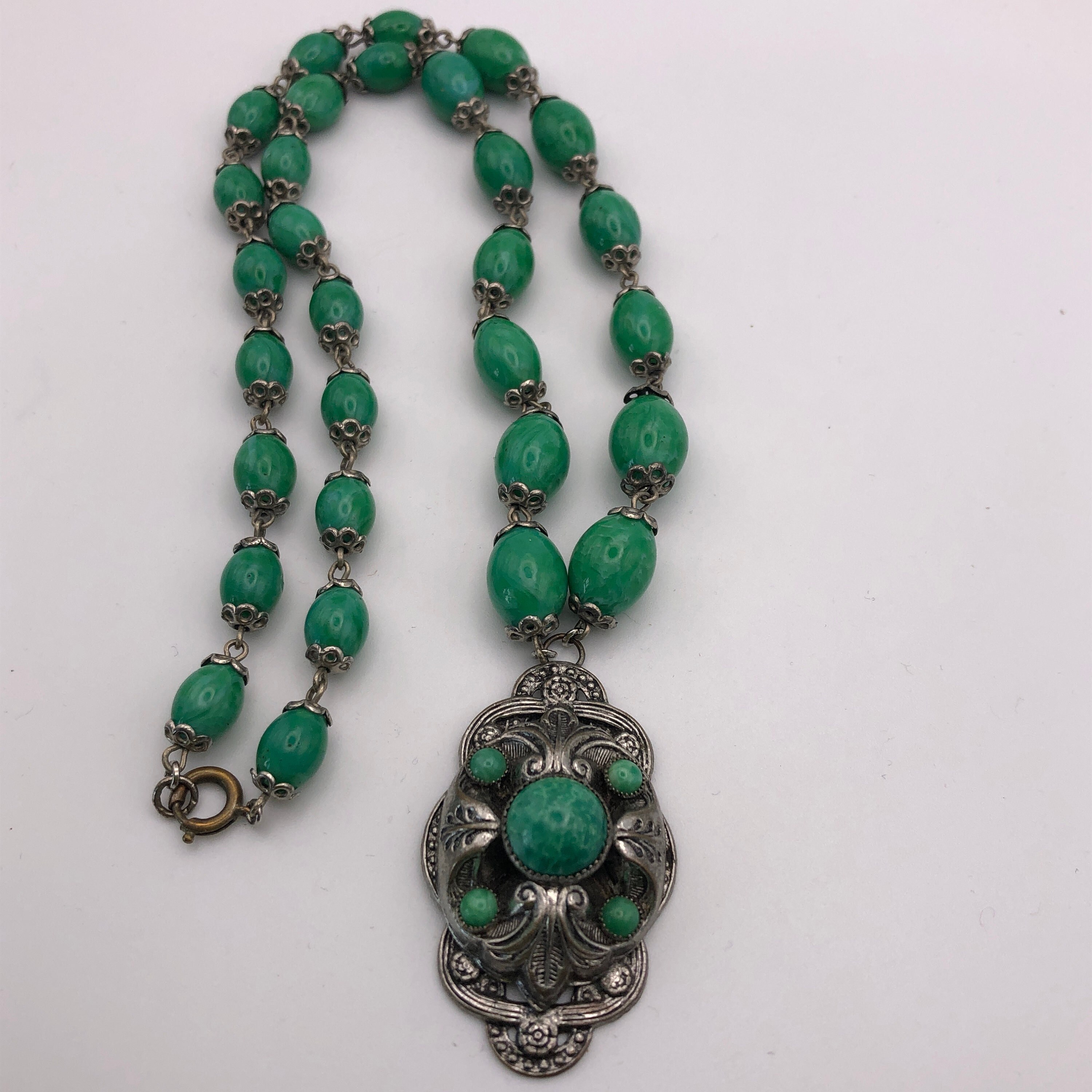 1920s Neiger Czech Art Deco Green Pendant Beaded Necklace - Etsy